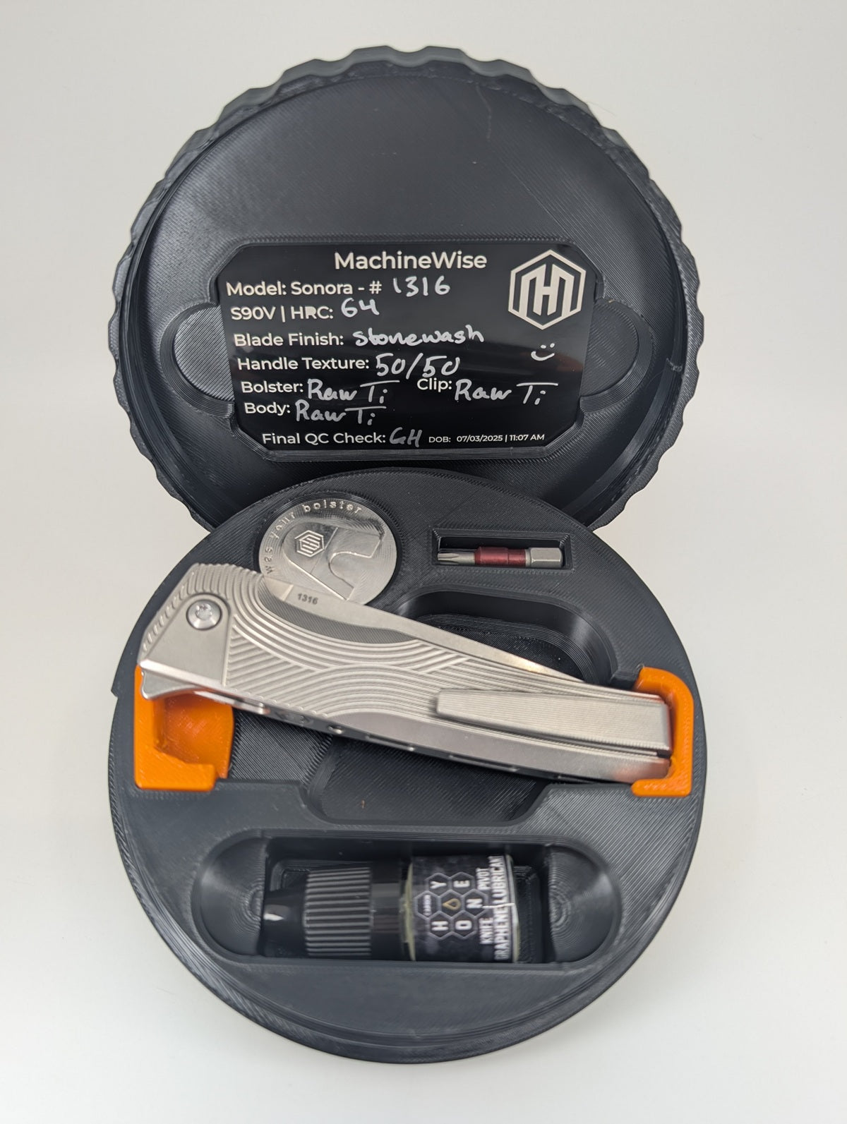 MachineWise Sonora "50 / 50" Streamline Titanium Buttonlock Folding Kn ...