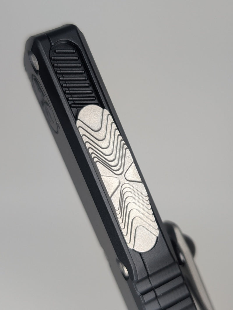 Microtech UTX-85 S/E Gen IV Black Stonewash Out the Front Knife – Penchetta