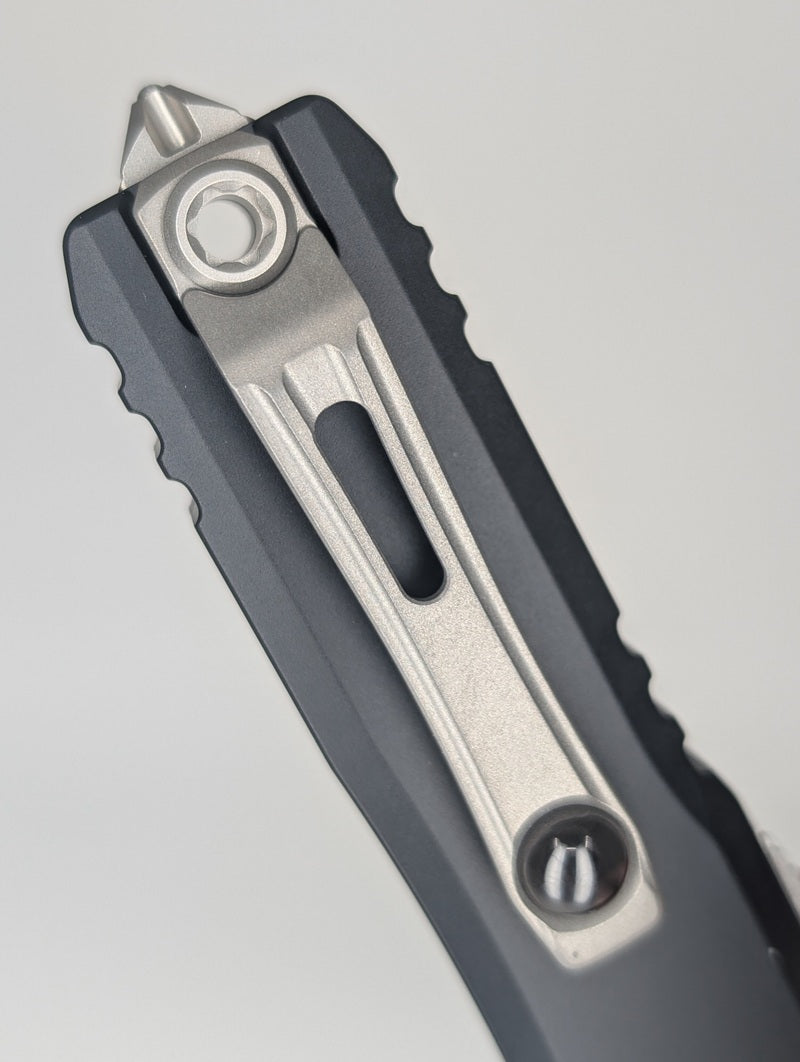 Microtech UTX-85 S/E Gen IV Black Stonewash Out the Front Knife – Penchetta