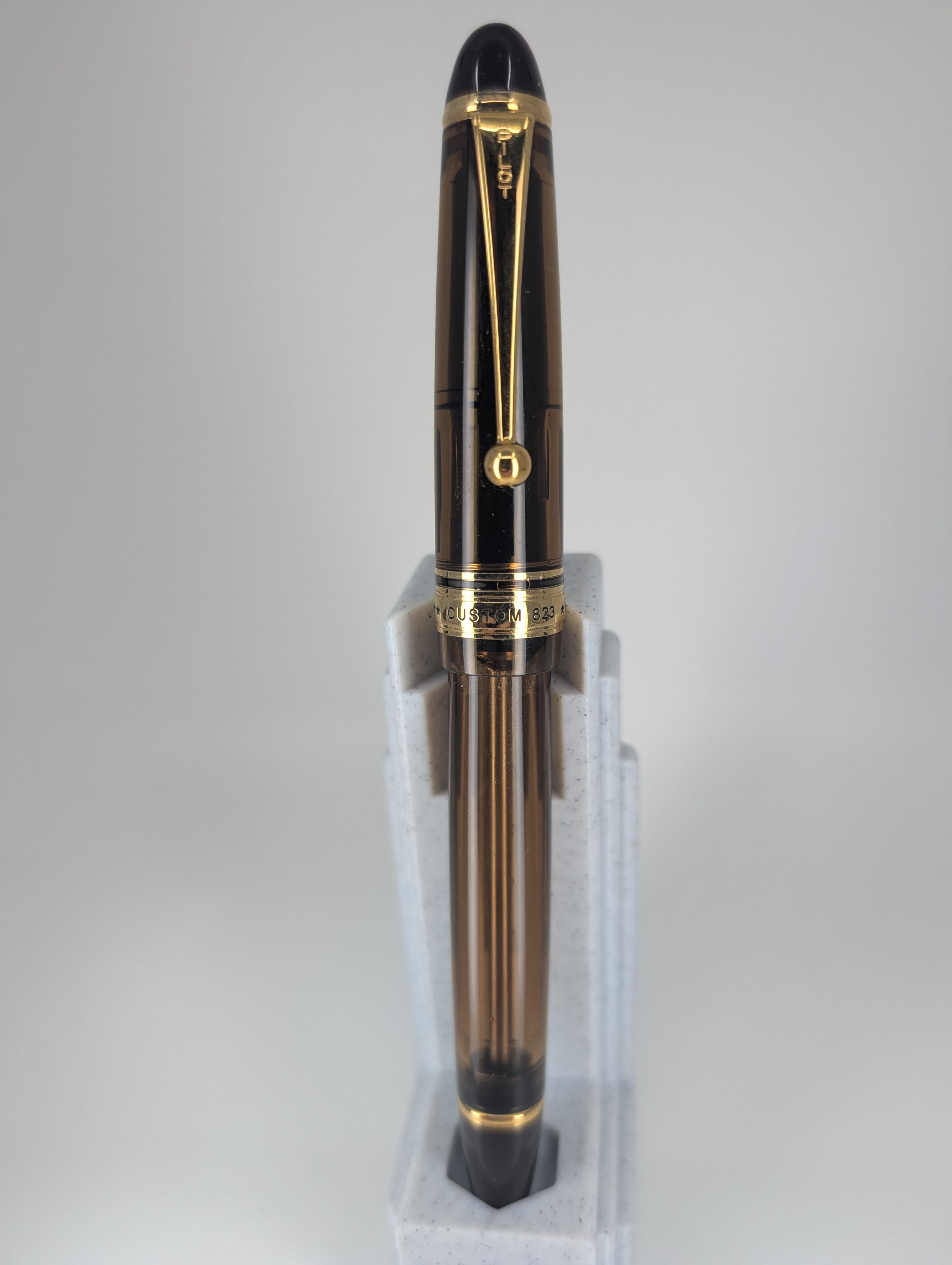 *Consignment* Pilot Custom 823 Amber Fountain Pen 14k Gold Fine Nib ...