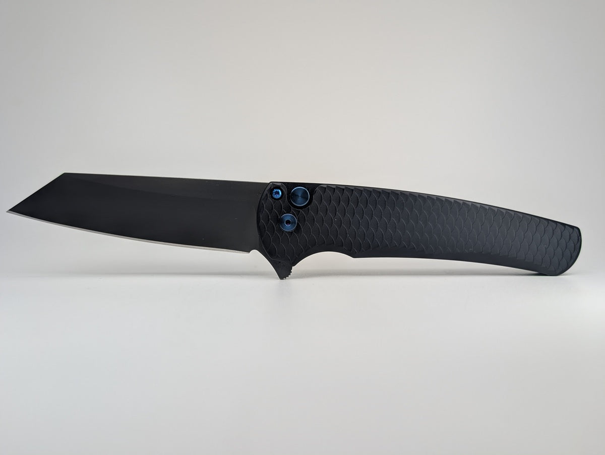Protech Malibu Dragon Scale Black Sapphire Blue Hardware DLC Magnacut ...